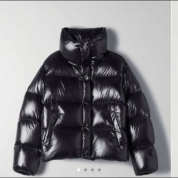 TNA | Jackets & Coats | Iso Aritzia Tna Mega Puff Size Xs Or S Black ...